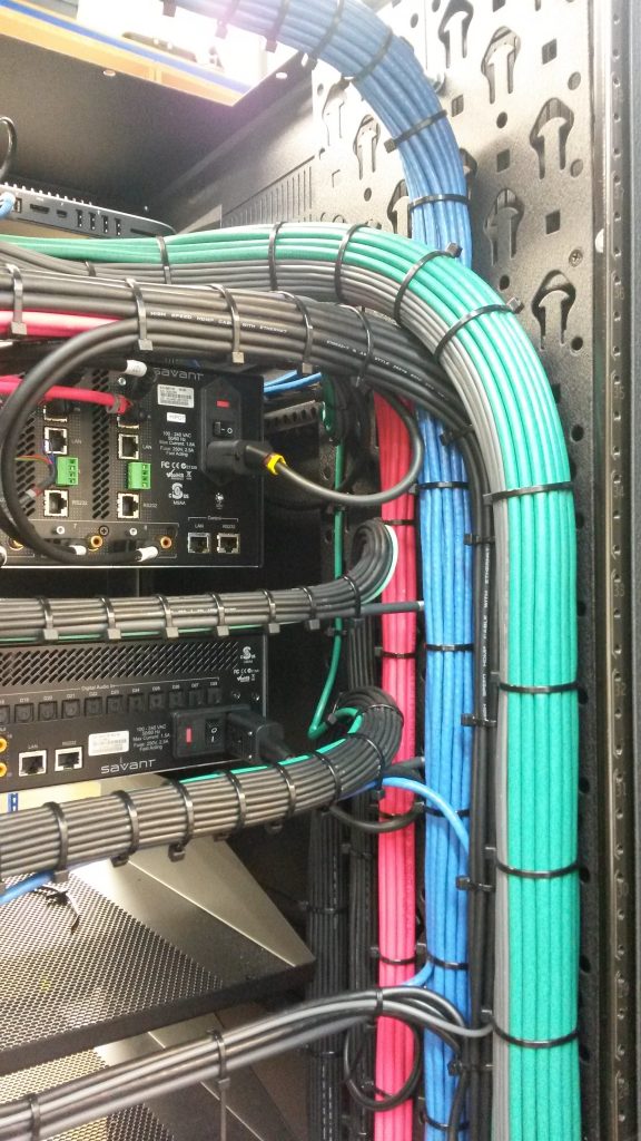 av_rack_build_40u_Visualization_liveinstall - Essential Install