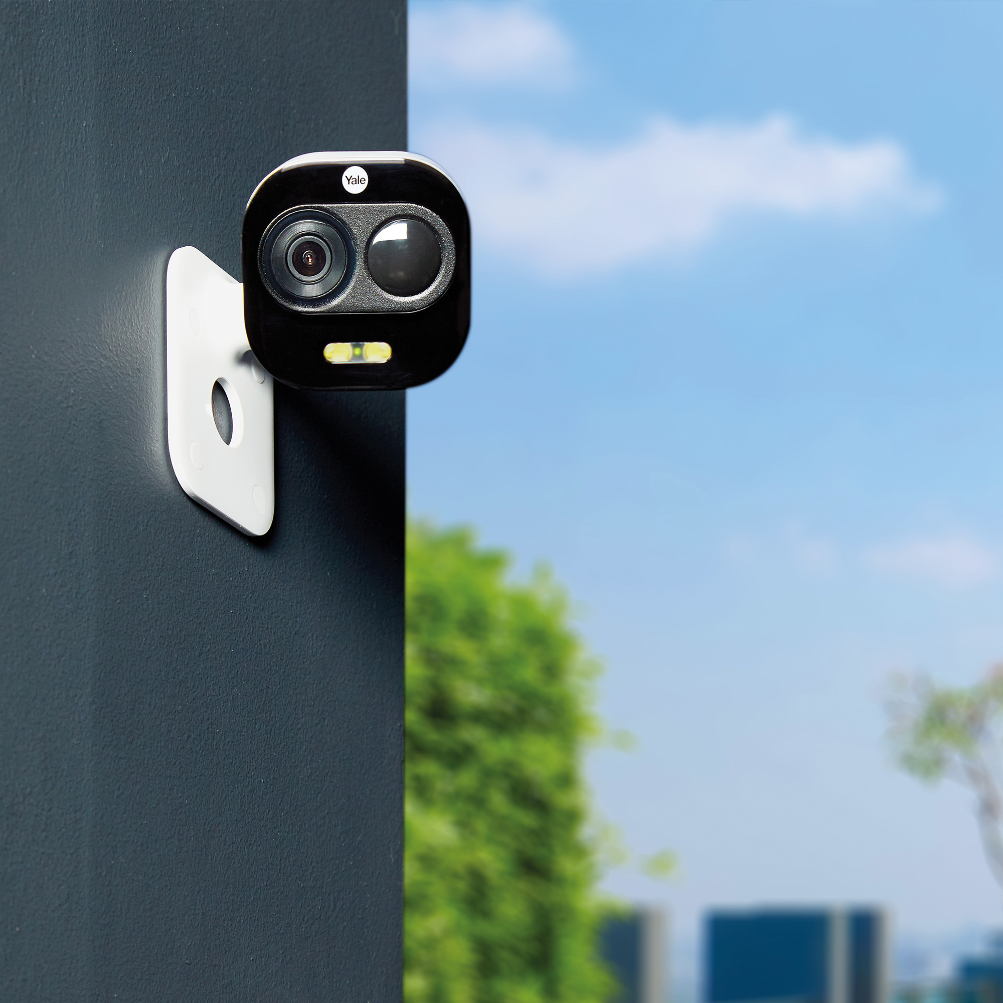 Yale introduces CCTV kit for installers and electrical contractors ...