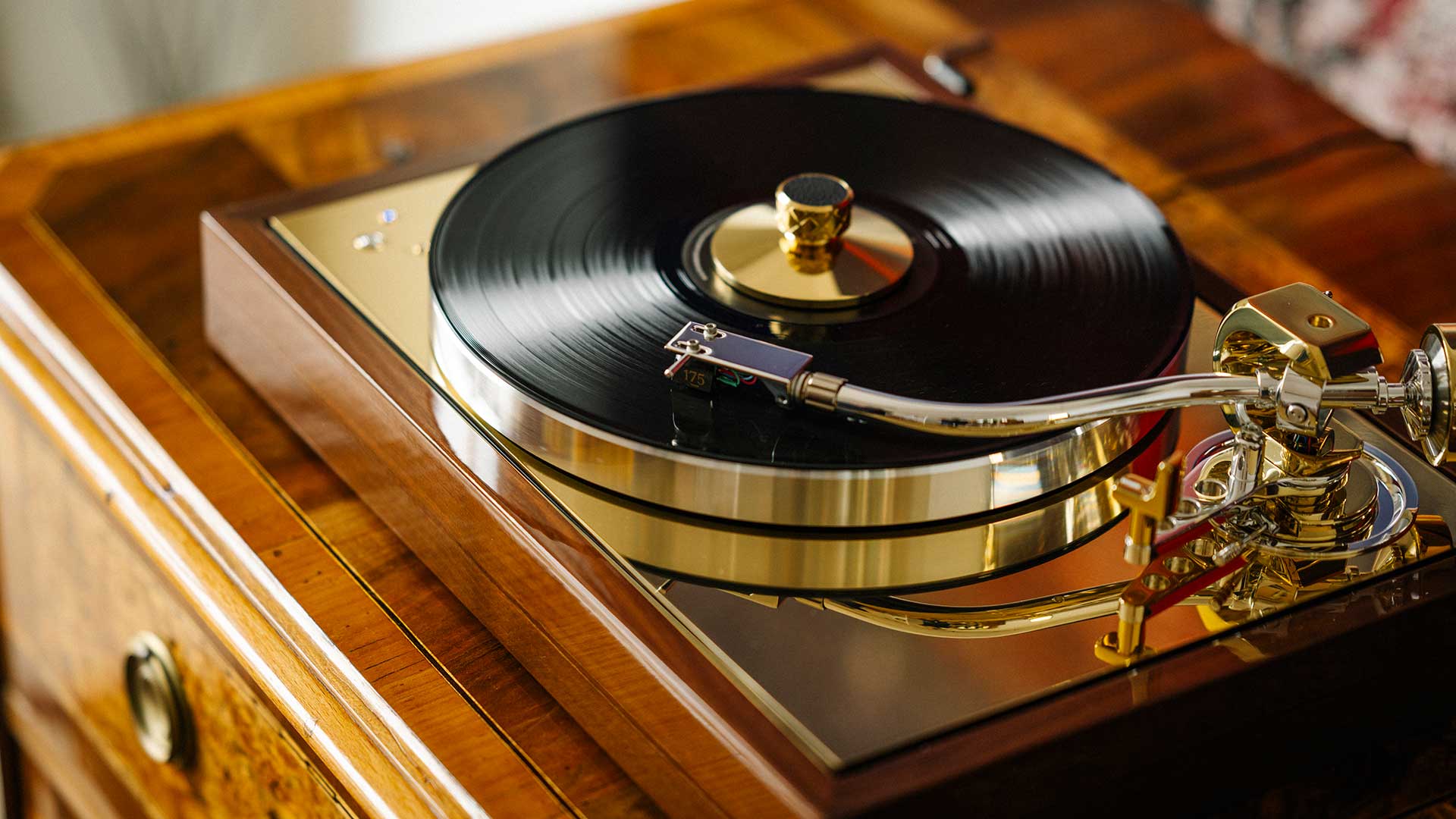 Pro-Ject Audio Systems launches Classic Reference turntable - Essential ...