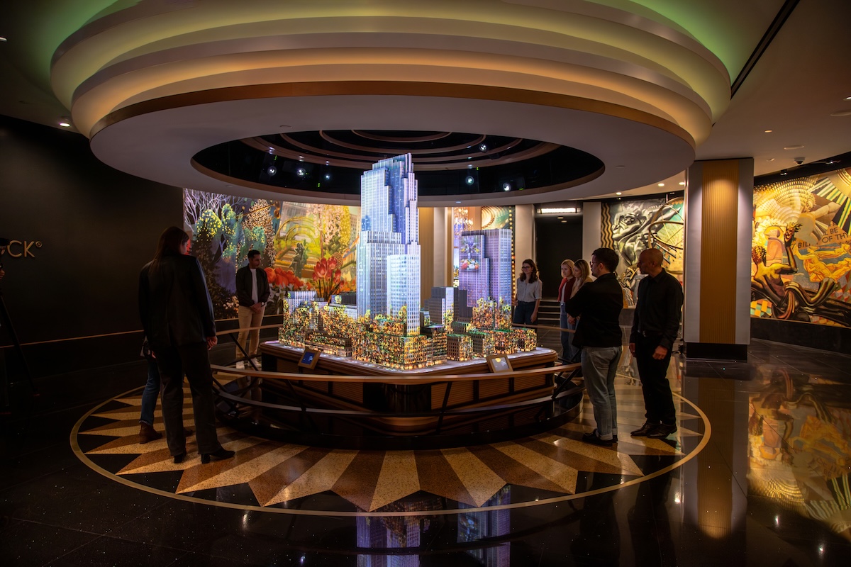 Disguise provides 3D projection show at New York’s Rockefeller Center ...